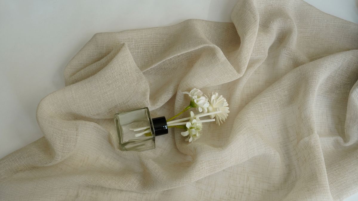 Jute Upholstery Fabric: Pros and Cons | Buy Wholesale